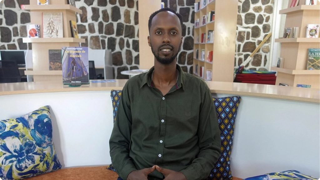 Manzi Rugirangoga, propulseur du futurisme rwandais