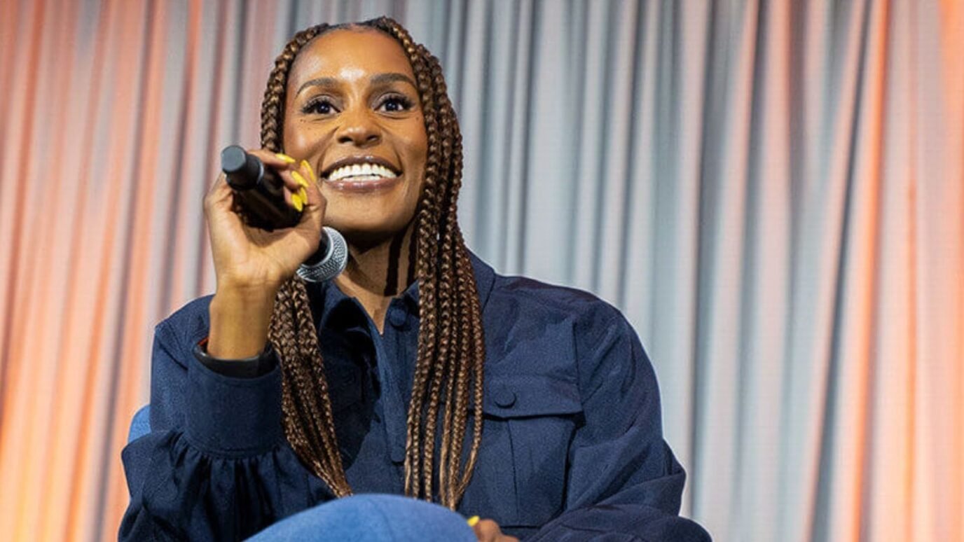 Issa Rae : scénariste du futur et voix d’une génération